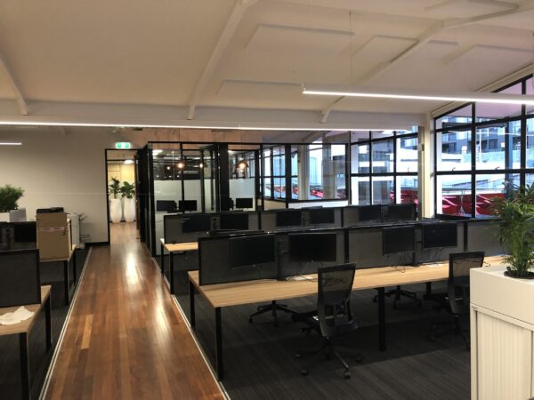 Office Desks Brisbane | Cheap Home Office & Computer Desks